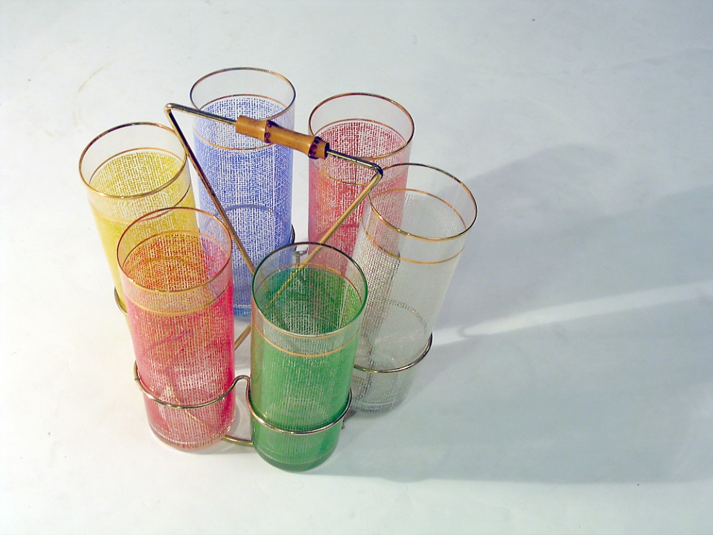 6 Fifties lemonade glasses with gold rim and standard